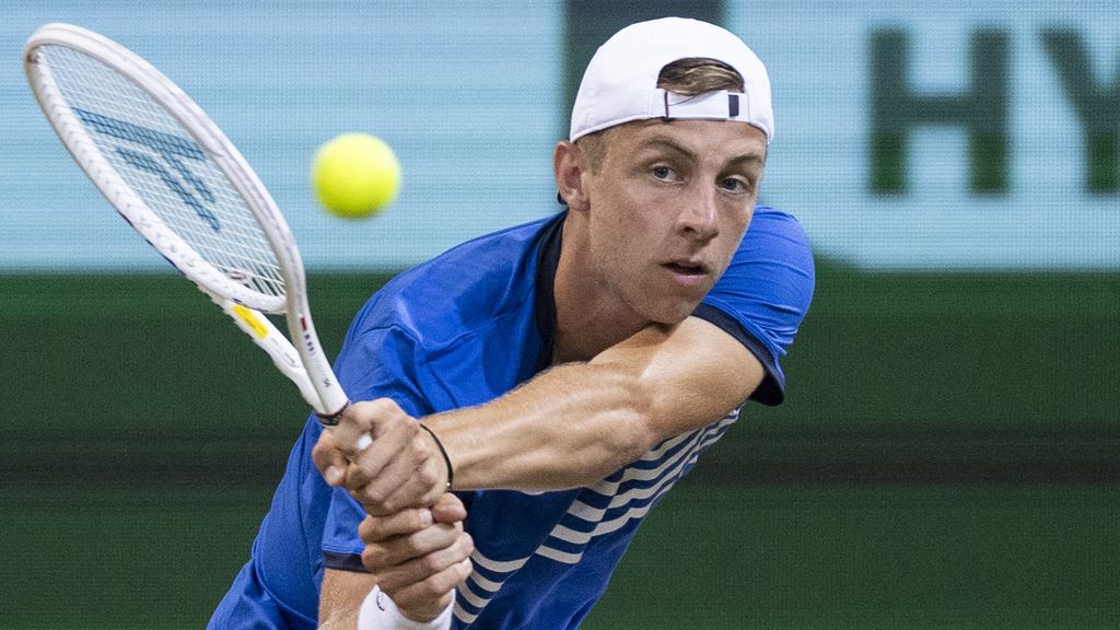 Griekspoor buigt voor Roeblev en strandt in kwartfinales grastoernooi Halle