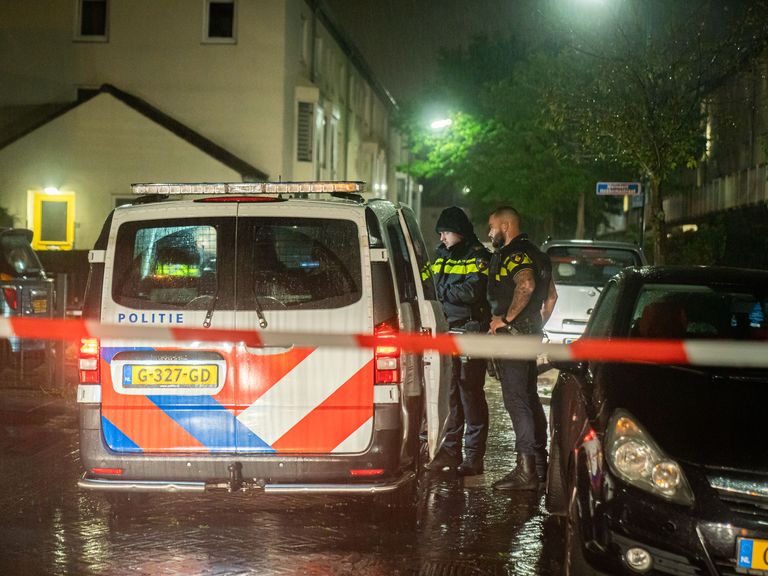 Man (80) gewond bij woningoverval Naarden, verdachte opgepakt