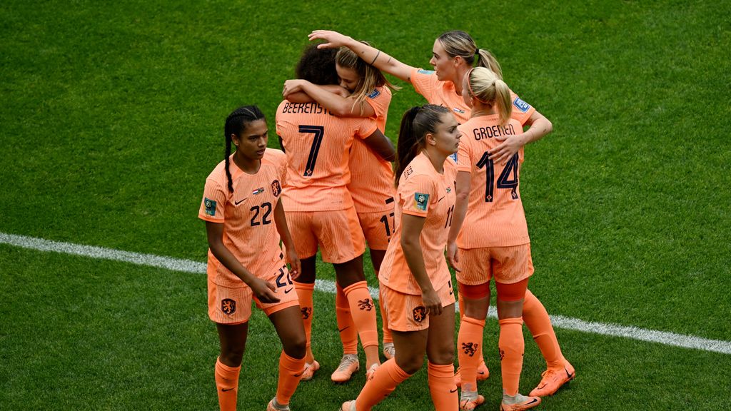Oranje wint van Zuid-Afrika en is door naar kwartfinale