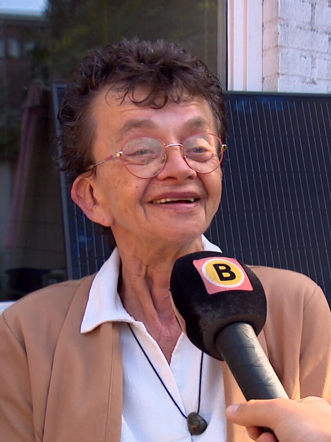 Hanny krijgt warm huis