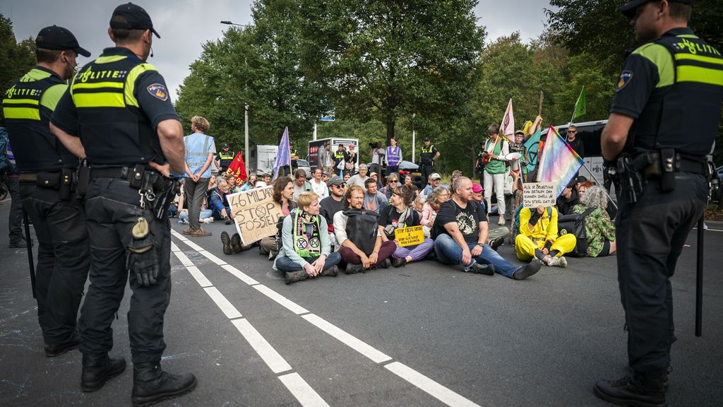 Extinction Rebellion stopt tijdelijk met snelweg-actie