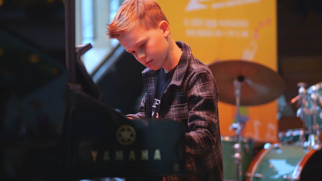 Floris wint muziekprijs: 'Het gaat mij niet om beroemd zijn'