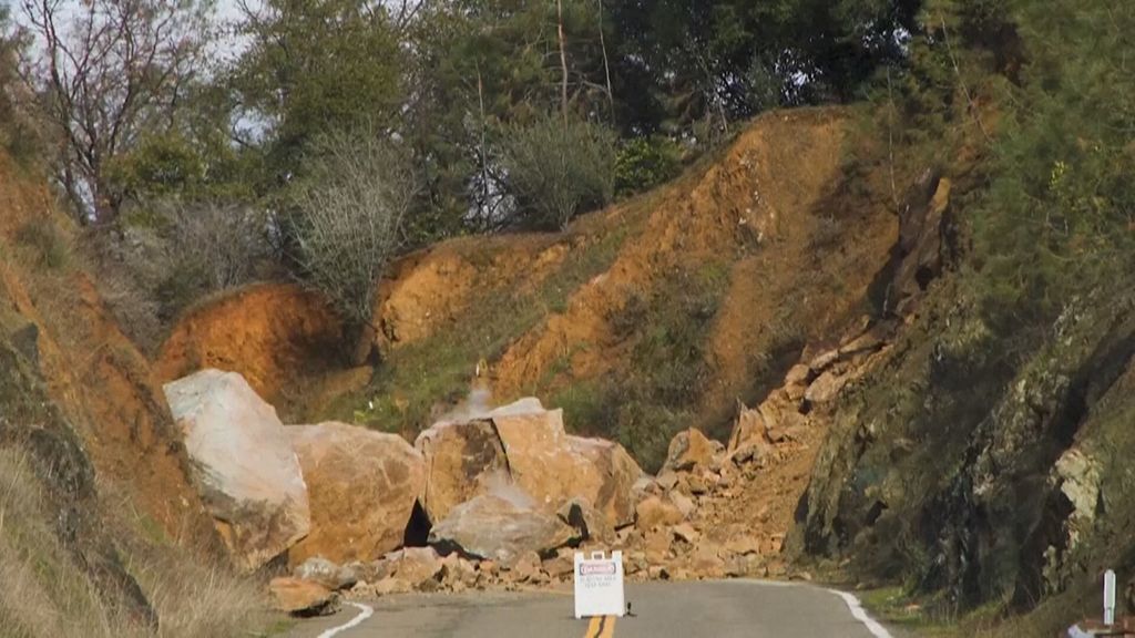 Hoe ruimen ze deze keizware rotsen op?