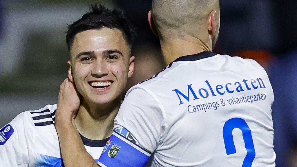 PEC-matchwinner Reijnders duwt hekkensluiter Vitesse dieper in put
