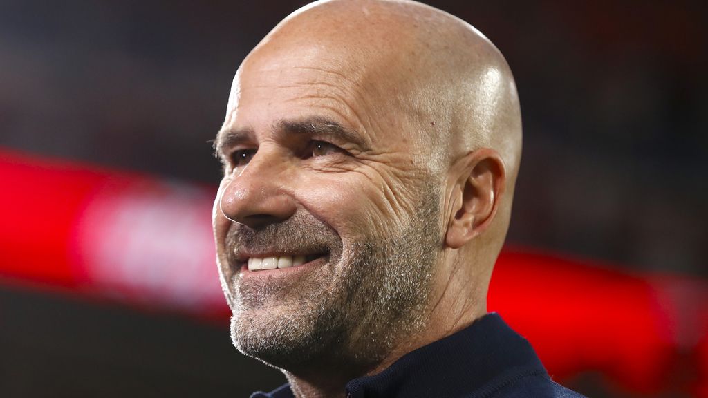 Bosz miste misstap Feyenoord: 'Niet netjes om op je telefoon te zitten'