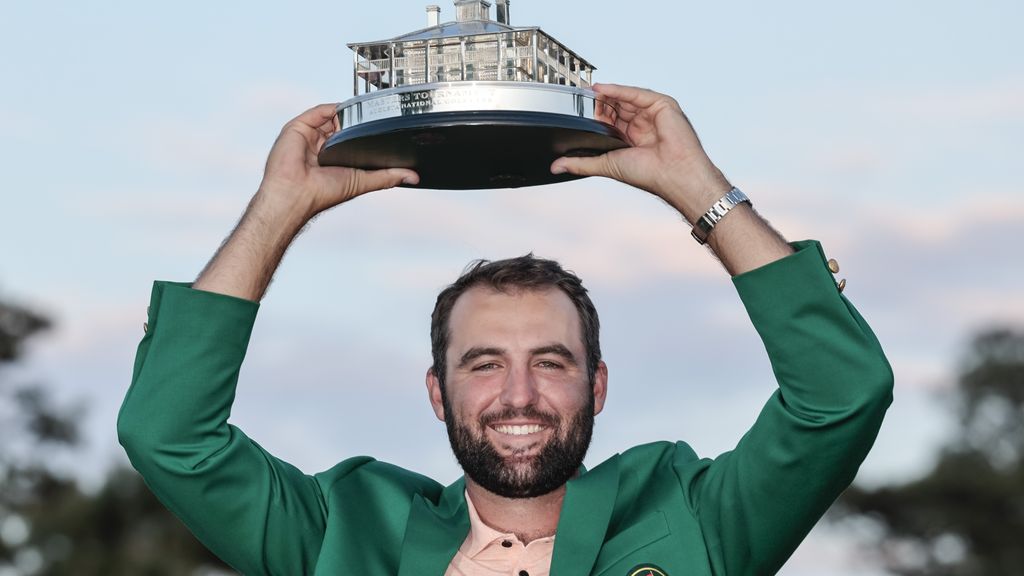Scheffler wint Masters, Woods eindigt als laatste in finale fase van ...