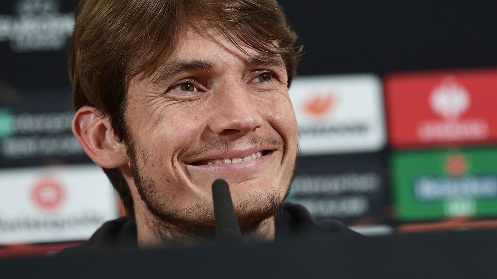 De Roon houdt ondanks blessure hoop op EK: 'Ben heel positief, kan er ...