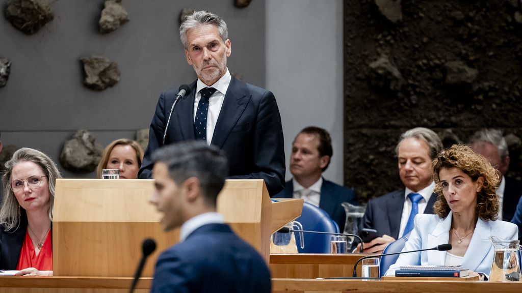 Vanavond op tv: Tweede dag debat regeringsverklaring • Debat mestcrisis ...