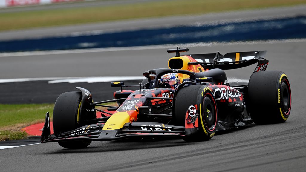 Verstappen zevende in tweede vrije training • Norris tweemaal het snelste