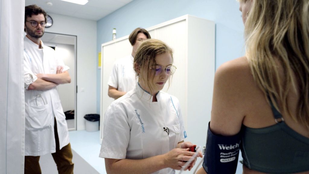 Geneeskundestudenten zijn verplicht proefpersoon, maar niet iedereen ...