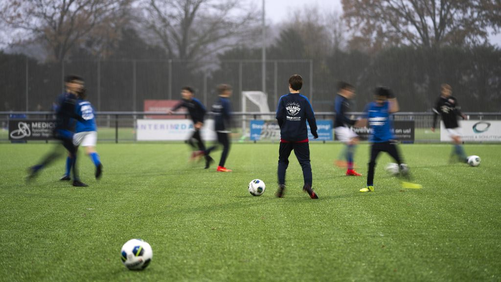 Schelden en vechtpartijen: meer vervelend gedrag op het voetbalveld