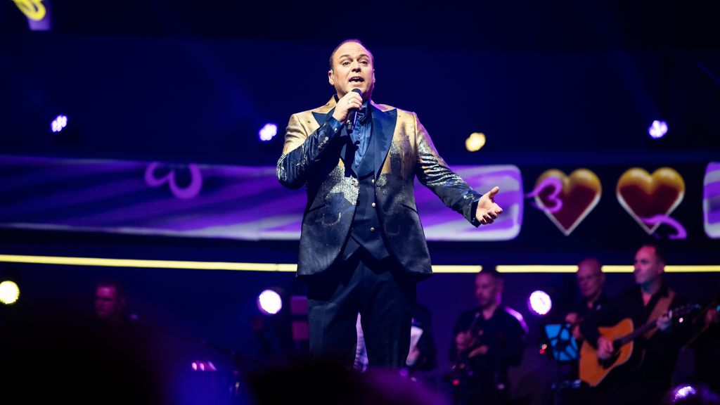 Zanger Frans Bauer breekt record: 'Mijn leven is een droomvlucht'