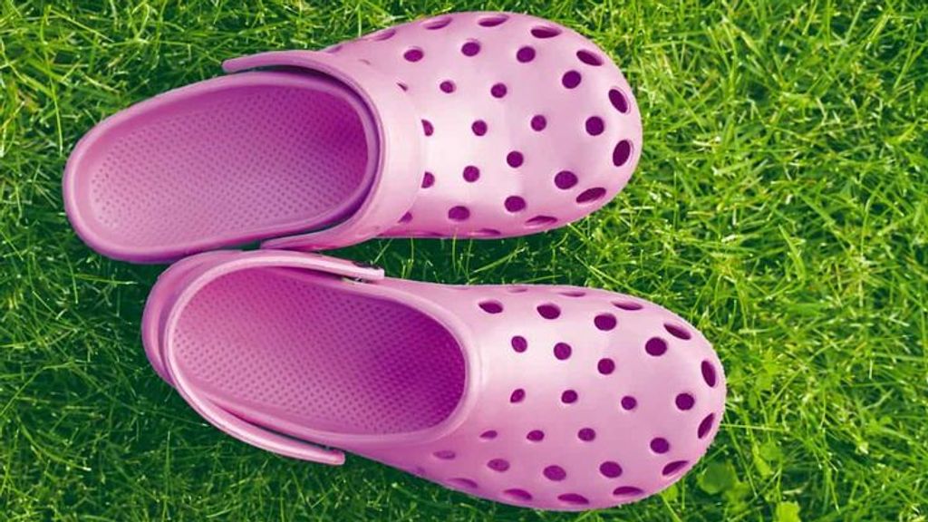 Steeds meer Amerikaanse scholen verbieden Crocs