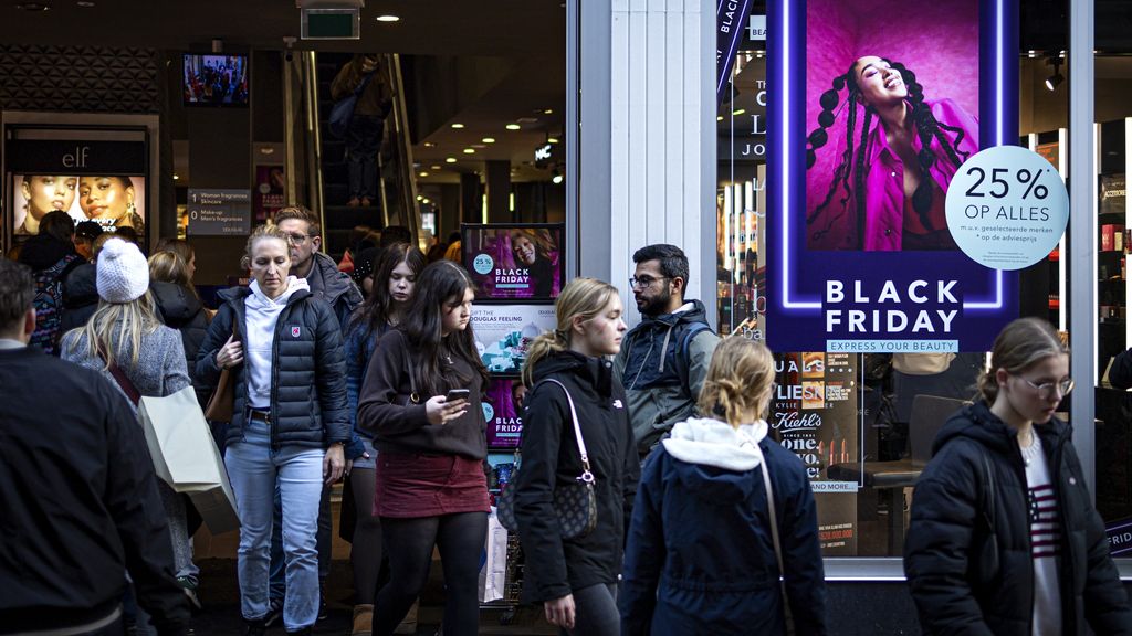 Grote kortingen bij veel winkels, maar zijn die aanbiedingen wel echt?