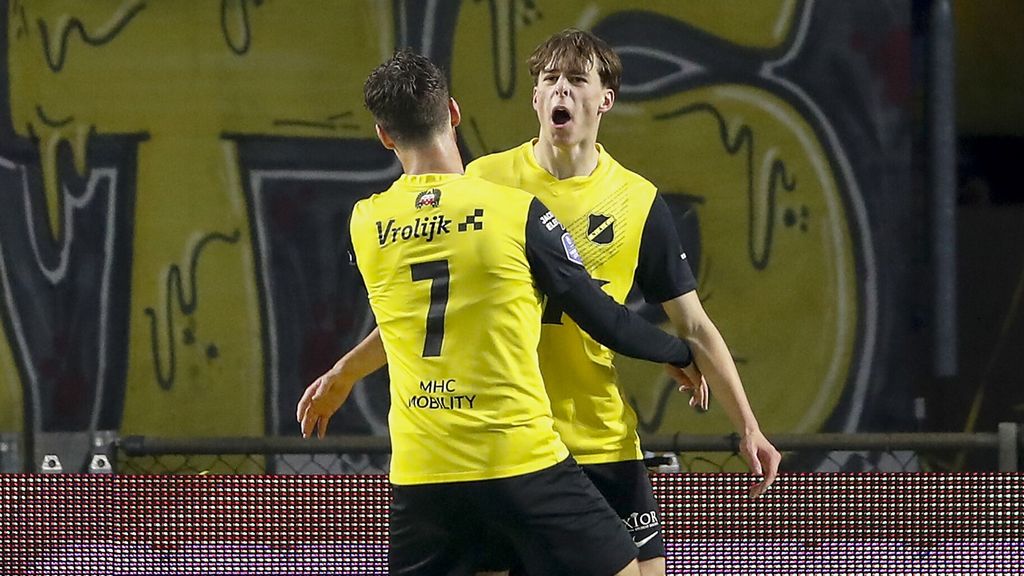 NAC boekt dankzij Sauer minimale zege op hekkensluiter Almere City