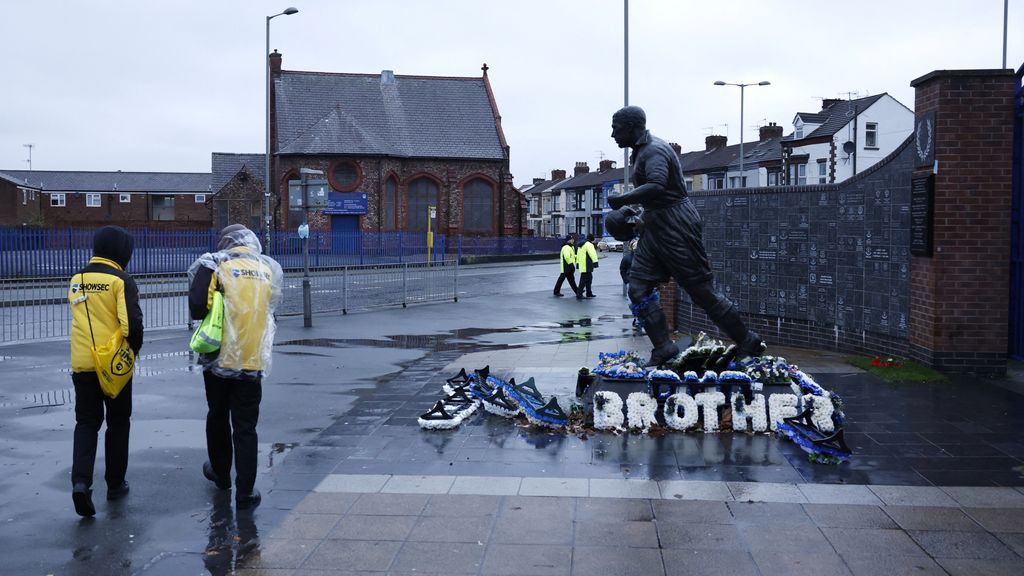 Merseyside-derby tussen Everton en Liverpool afgelast vanwege storm Darragh
