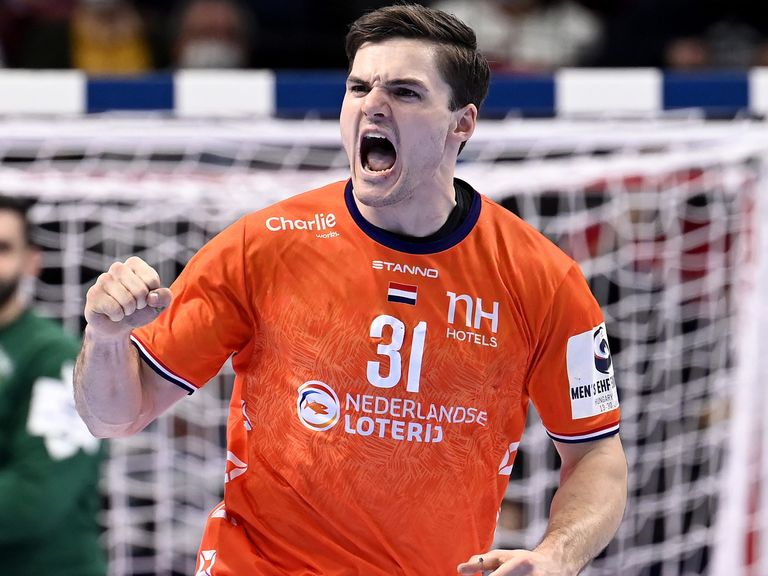 Handballers Schagen en Houtepen missen WK door blessure, Van der Ban ...