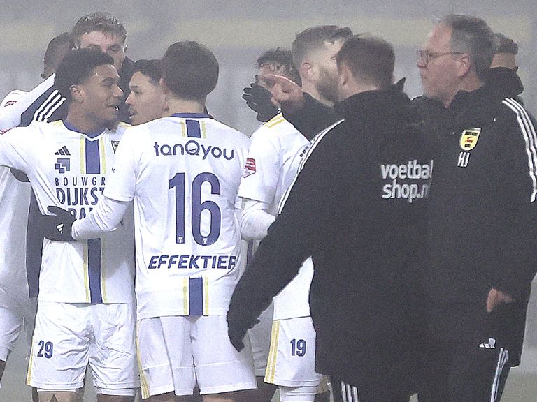 Roda JC neemt na 25 jaar afscheid van stadionspeaker die 'wereldberoemd' werd door blunder