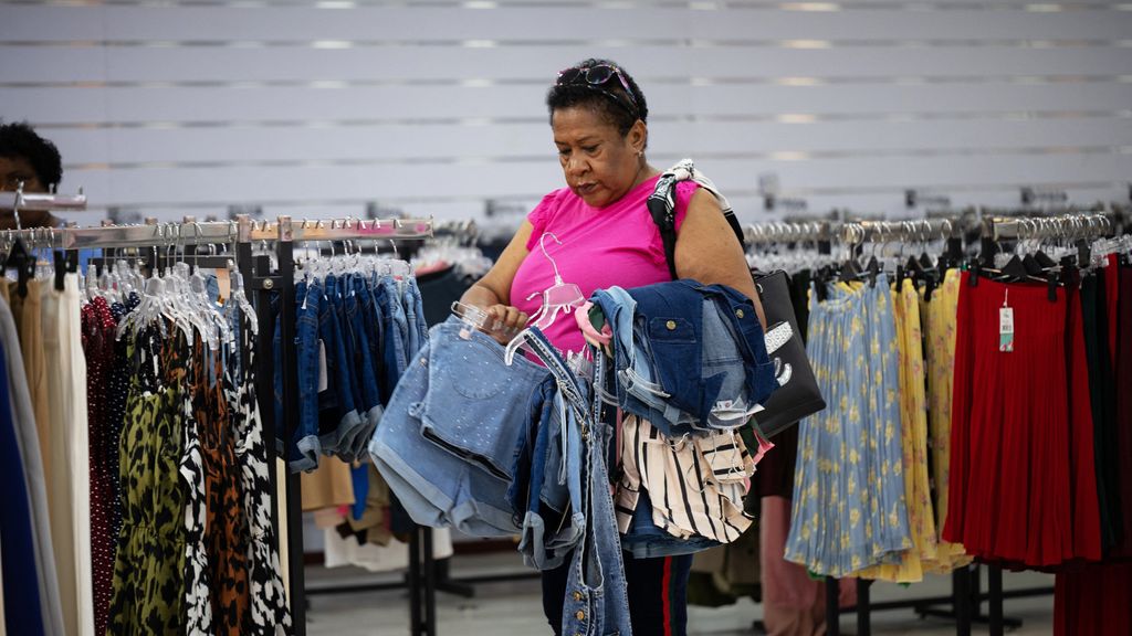 Plan kabinet om btw te verhogen naar 21,4 procent stuit op veel verzet