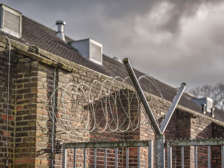 Een kijkje in de EBI, de strengst beveiligde gevangenis van Nederland