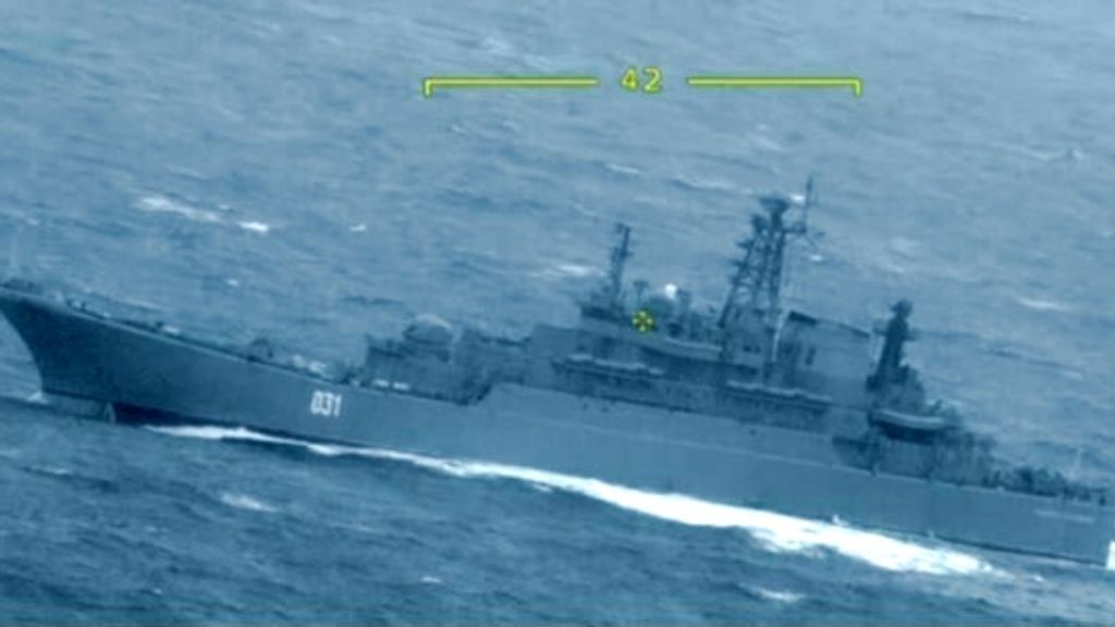 16/2 in Nieuwsuur: Russische schepen op de Noordzee • Crisisoverleg ...