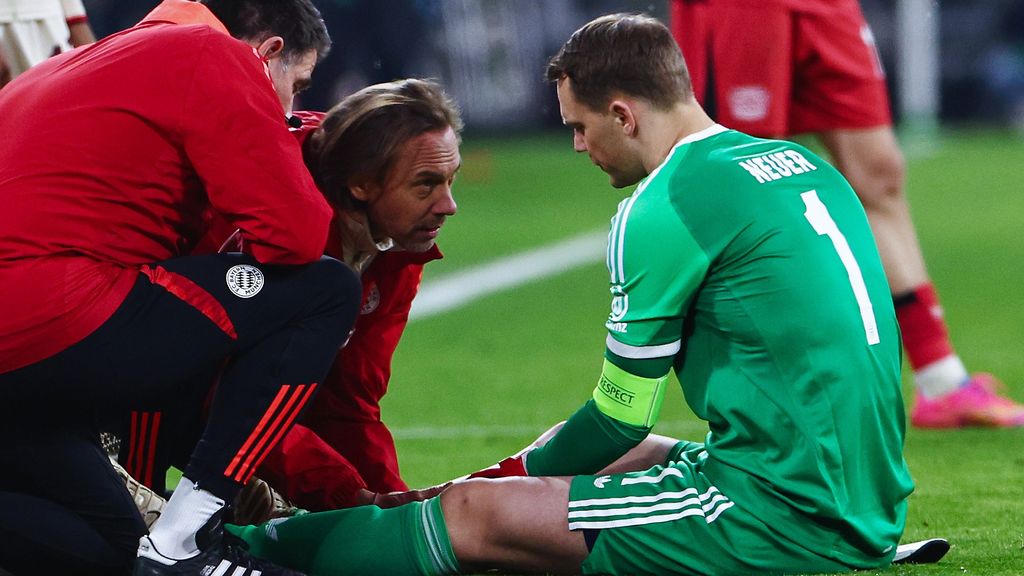 Juichen na goal heeft pijnlijke gevolgen voor Neuer, die kuitblessure ...