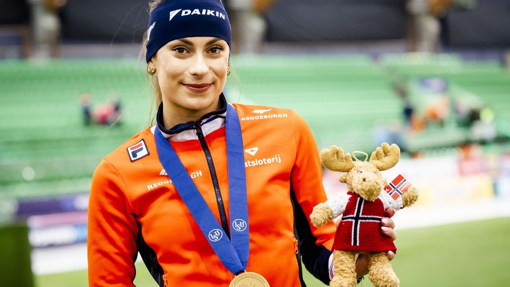 Kok wint titel die ze niet voor mogelijk hield: 'Dankbaar dat het team ...