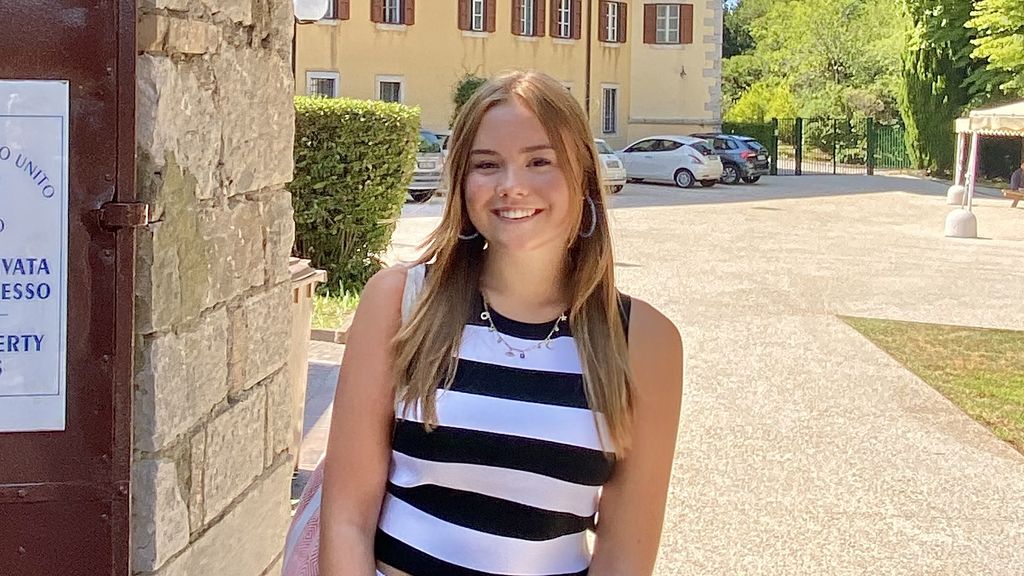 Prinses Ariane viert haar 18e verjaardag, nieuwe portretfoto's gepubliceerd