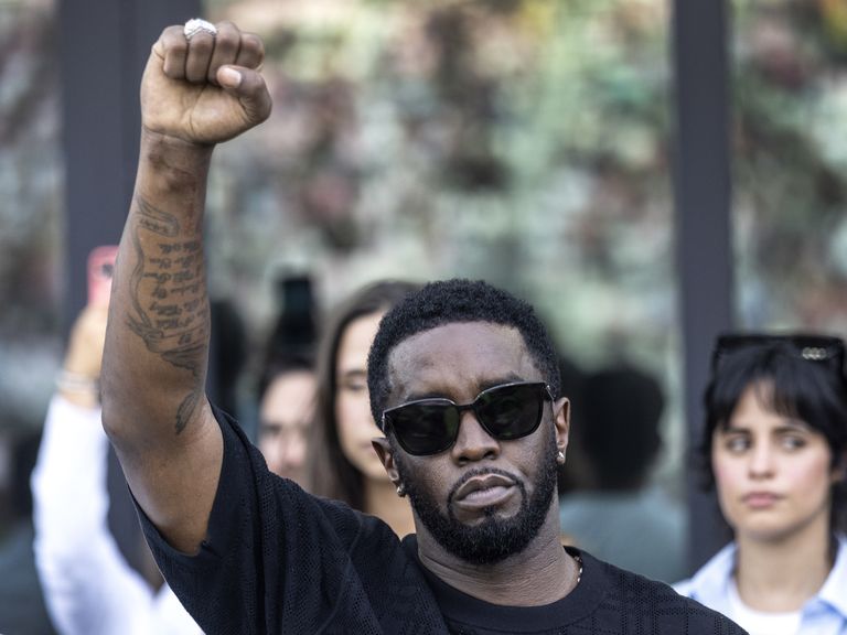 Rechtszaak tegen rapper Diddy van start: 'Iedereen in de muziekwereld ...