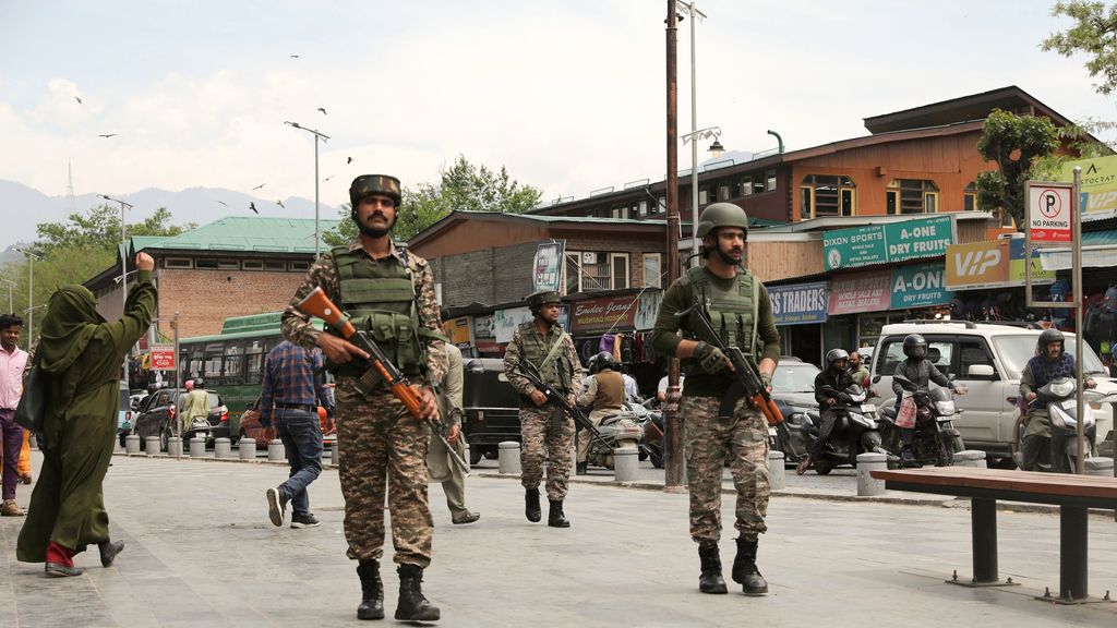 Conflict India en Pakistan escaleert, visa staatsburgers ingetrokken