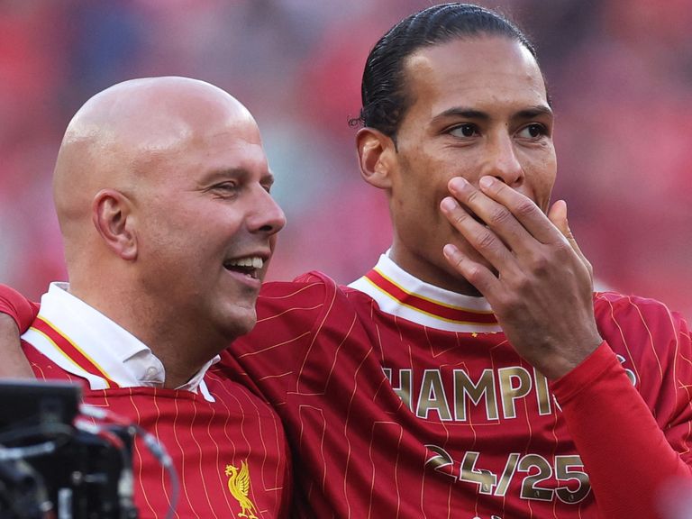 Slot genoot van titelfeest en kreeg berichtje van Klopp: 'Onderdeel van ...