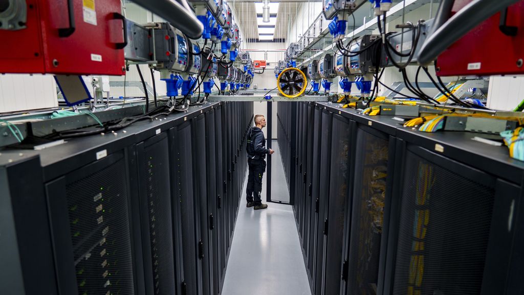 **Option 1 (Concise & Benefit-driven):** AI Data Center Energy Consumption: Global Impact ...