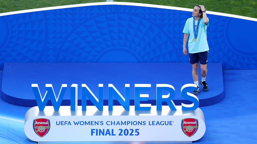 Bescheiden Slegers krijgt alle lof van Arsenal-fans: 'Renée, Renée, we ...