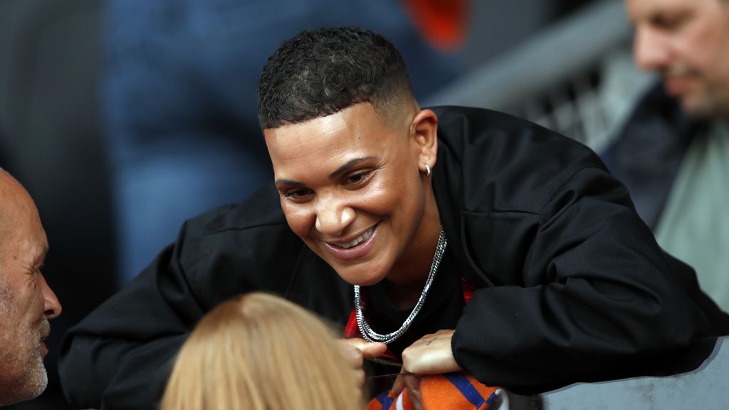 'Luide Sjaan' na vijftien maanden terug bij Oranje: 'Breng meer ...