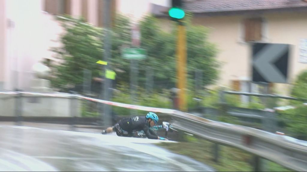 Carapaz nadert Yates en Del Toro • Ayuso en Arensman breken • Roglic ...