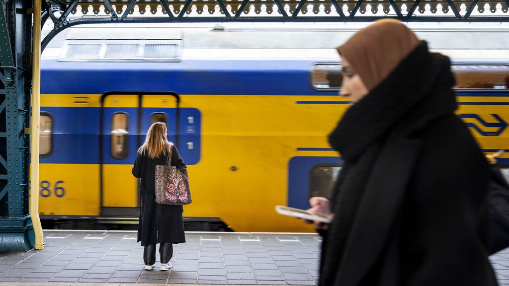 Vakbonden schorten stakingen even op na eindbod NS