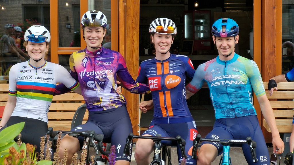 Op pad met Pieterse en Bredewold en hun bijzondere fietsgroepje 'Toeren ...