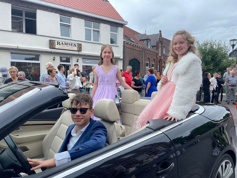 Deze groep 8 vliegt de basisschool uit