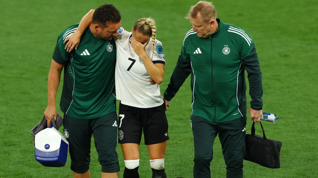 Recordkampioen Duitsland na rust langs EK-debutant Polen, zorgen om ...