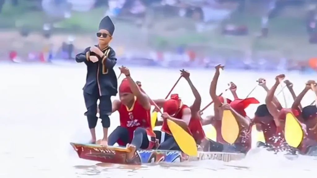 Rayyan gaat viral met dans op boot