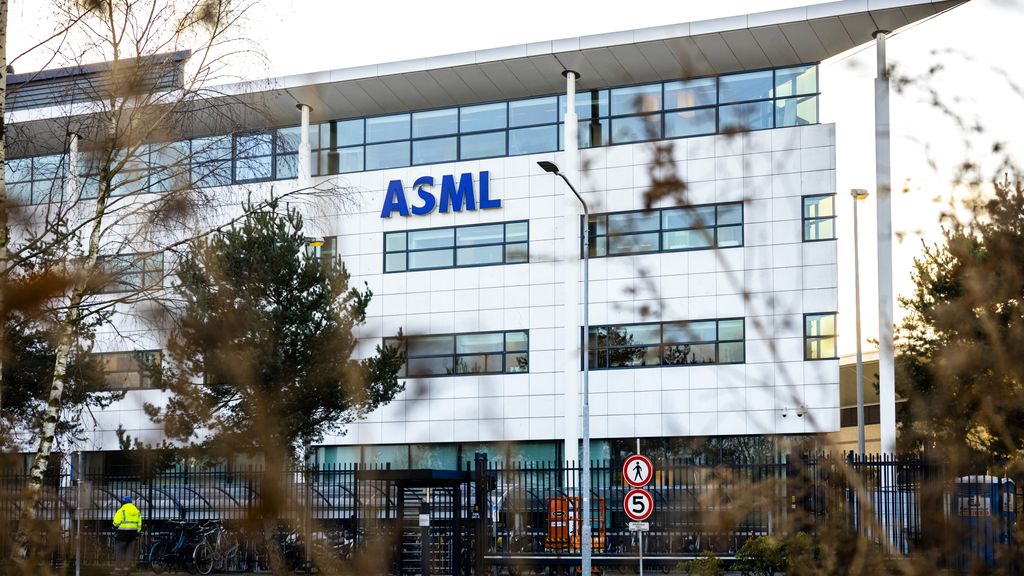 Chipmachinefabrikant ASML kan groei in 2026 niet langer garanderen
