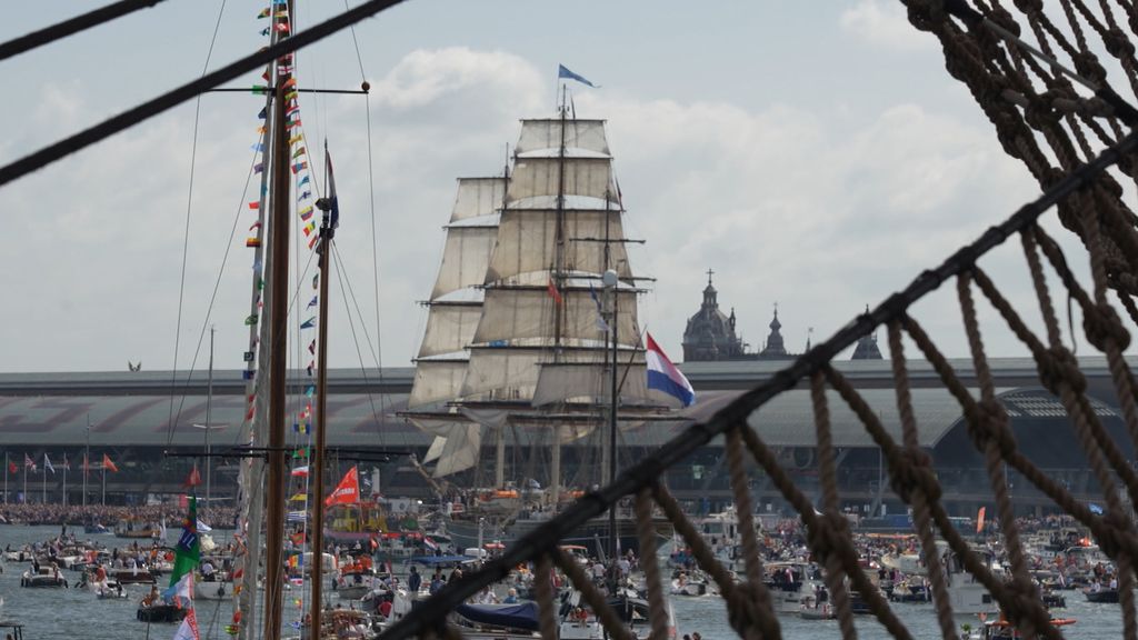 Van kleine schepen tot grote tallships: na 10 jaar weer Sail in Amsterdam