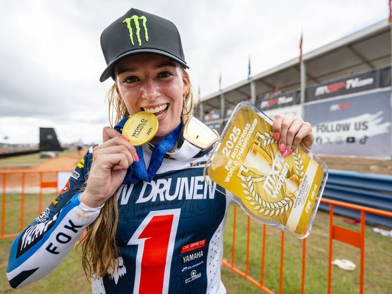 Dierendokter Maaike over kameelperde en schieten op dieren