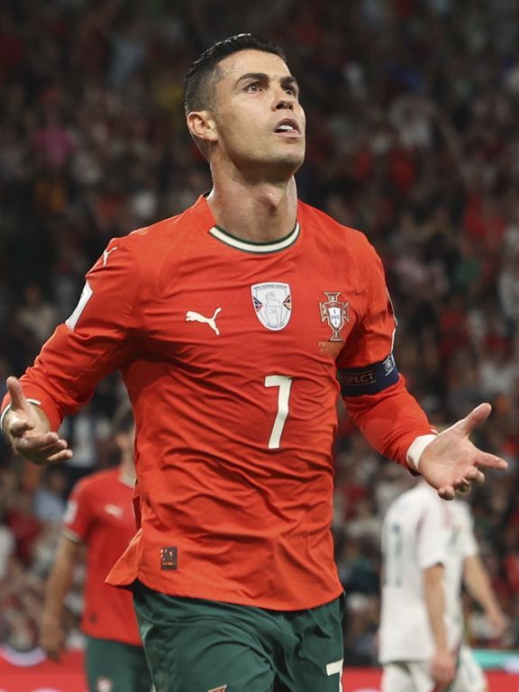 Cristiano Ronaldo: 'Ik ben beroemder dan Donald Trump'