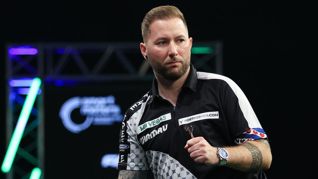 Noppert overtuigt op Grand Slam of Darts en stuit op Littler in halve ...