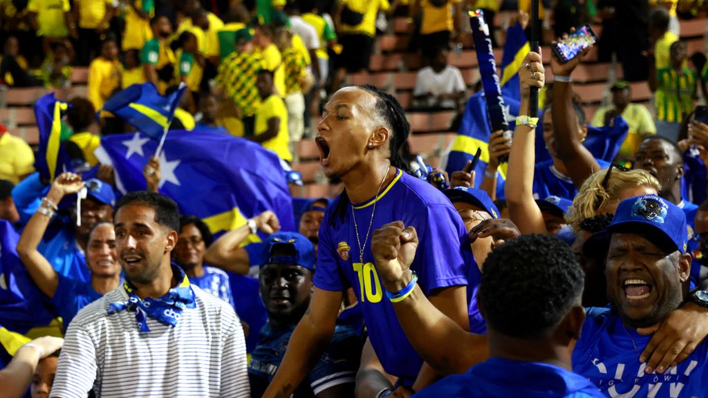 Selectie Curaçao geland in Willemstad • Scholen Curaçao eerder dicht ...