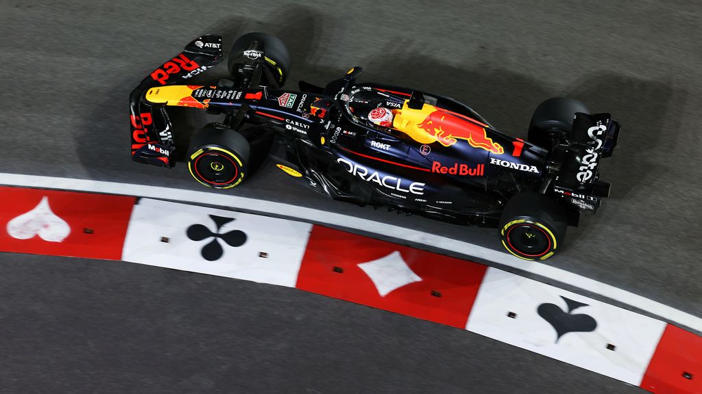 Verstappen negende in training Las Vegas, circuit heeft weer last van losse putdeksel