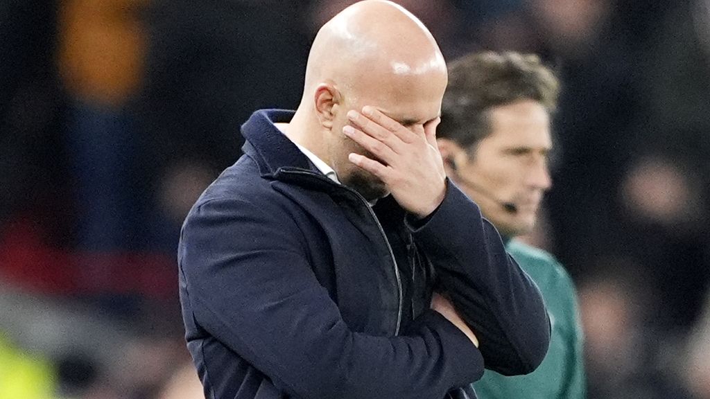 Na Napoli (6-2) slacht PSV ook Liverpool (1-4) • Vier goals Mbappé in ...