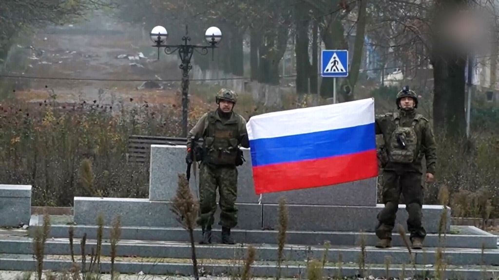 Video Russisch leger toont Russische vlag in Oekraïense stad Pokrovsk