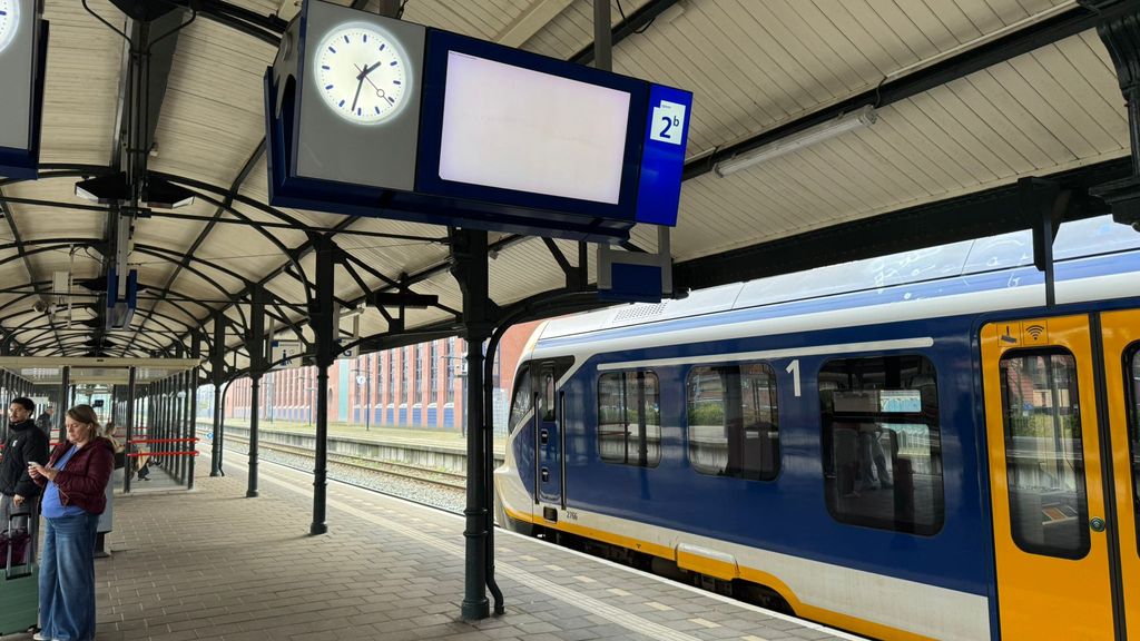 Landelijke storing informatieborden NS voorbij, nog wel problemen met ...